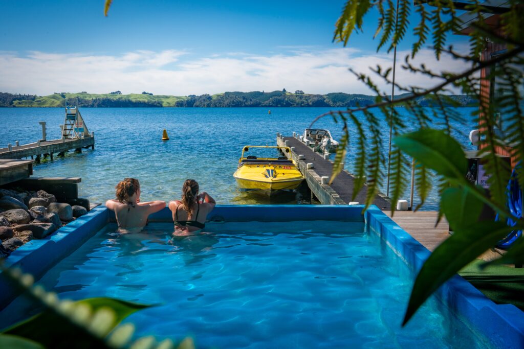 Katoa Jet – Lake Rotoiti Hot Pools by Jet Boat - Rotorua Super Passes ...